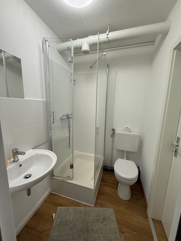 Monteure Messe Wohnung - Ratingen
