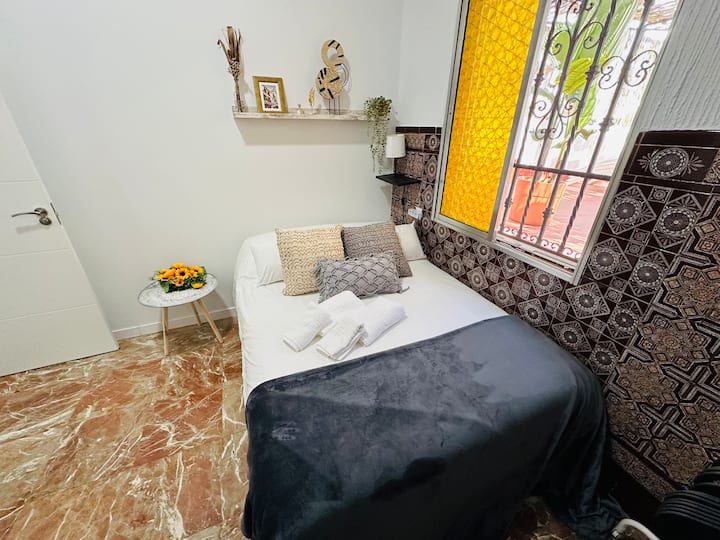 Habitación Cómoda Y Muy Luminosa - Séville