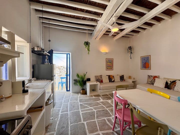 Walktheview Artsy Cycladic Home In Chora - Ios
