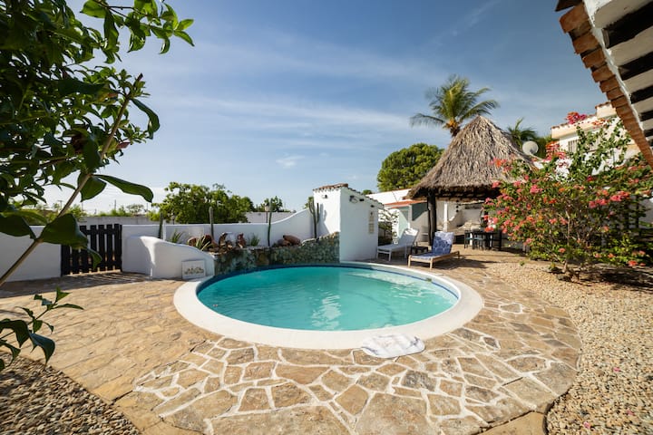 Hermosa Villa Con Piscina & Bbq En Playa Guacuco - Wenezuela