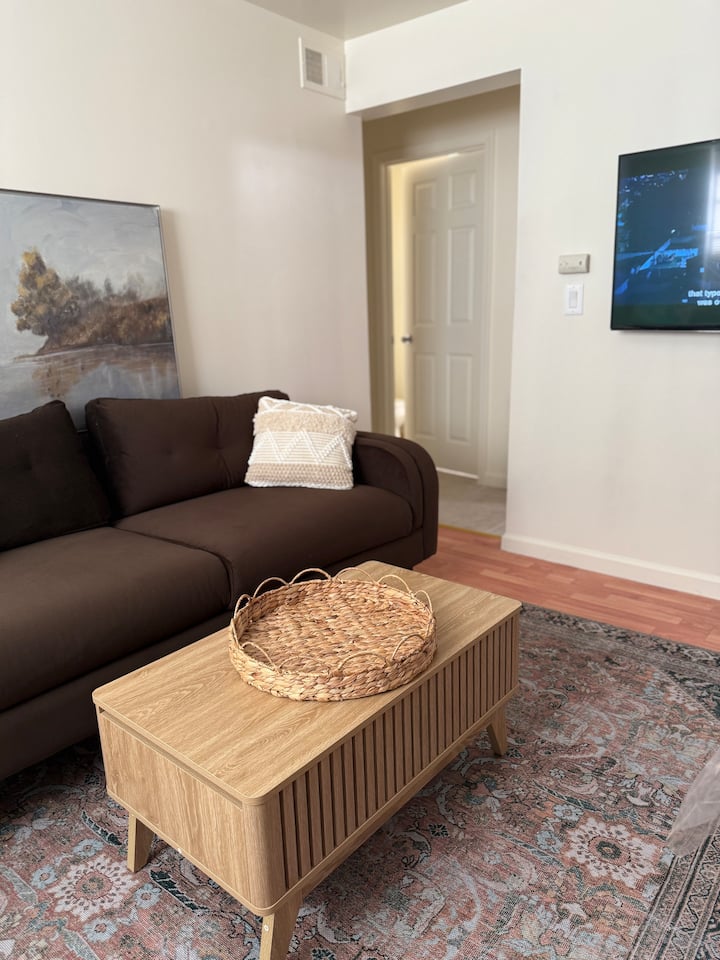 Little Hollywood Cottage - San Francisco, CA