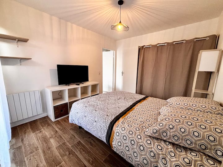 À 7 Minutes De Disneyland En Voiture & 15 En Bus! - ibis budget Marne la Vallée