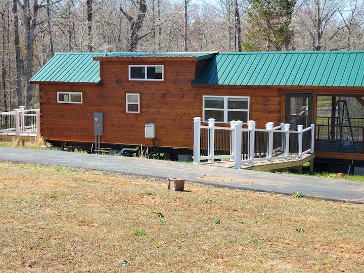 Cozy Tiny Home In The Country. - Lake Thicketty