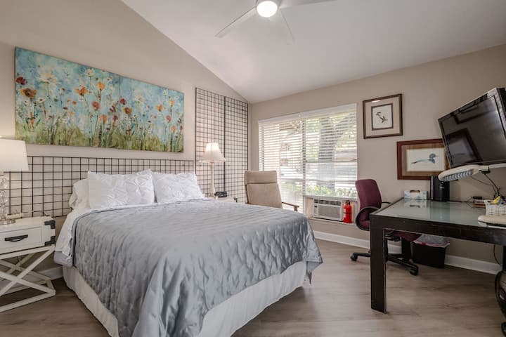 Southern Charm.  Close To Everything. - Arlington, TX