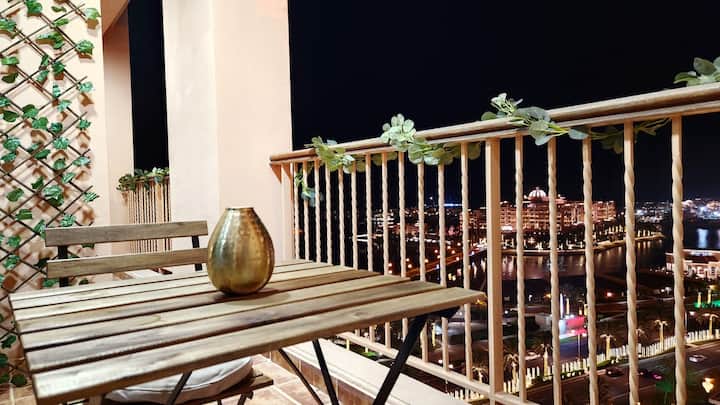 Opulent 2br Getaway With City & Sea View In Pearl - Katar