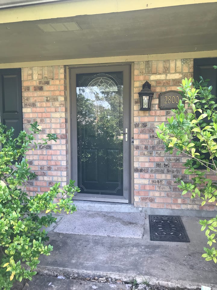 Large 6-bedroom Home With Plenty Of Space! - The Blue Lagoon, Vinton