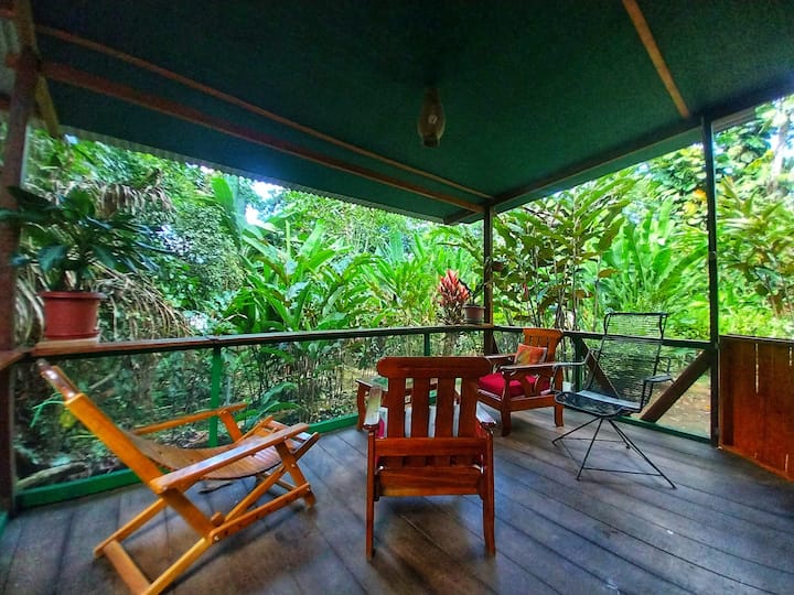 Cabaña Con Vista Al Jardin Y Cerca Al Rio - Puerto Maldonado