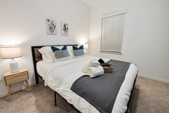Private Bed With En Suite Bathroom Mid/long Trm Dc - Fort Worth