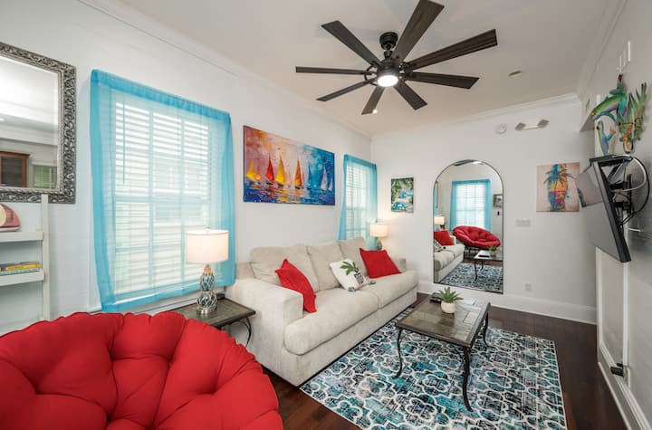 Tropical Heron Hideaway W/ Hot Tub + Pool - Key West, FL