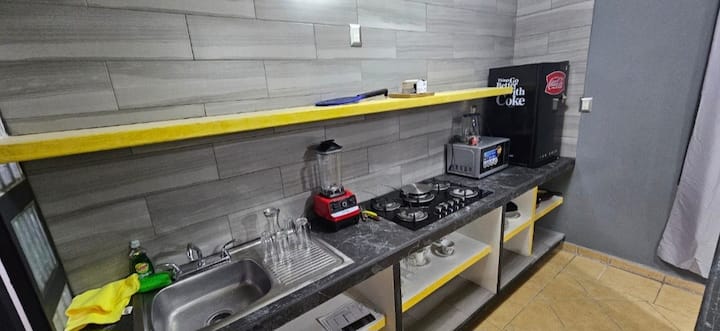 Luna Amarillo 2 - Morelia