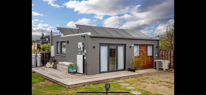 Amazing Location In Old Cromwell - Cromwell