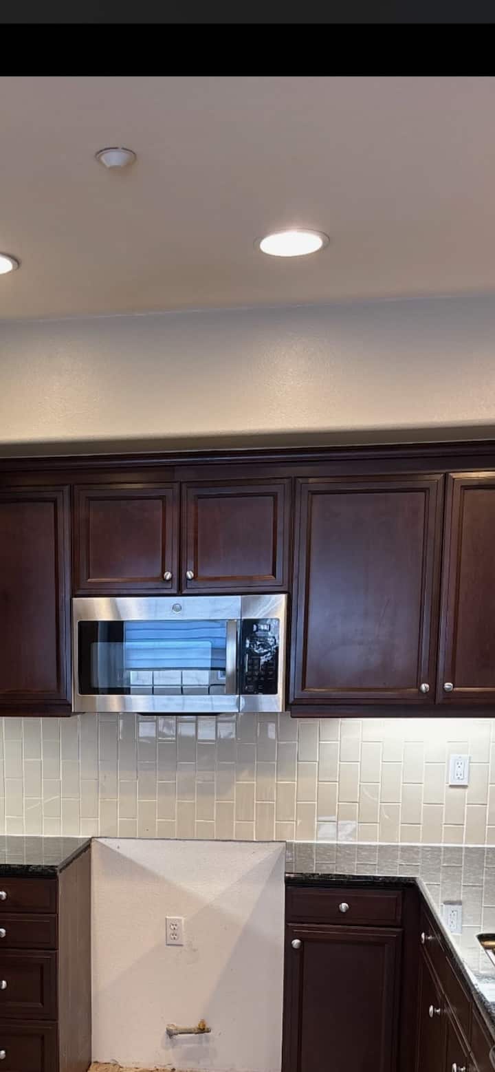 Cedar Studio 1 Own Bathroom Kitchen Living Room - Rancho Cucamonga, CA
