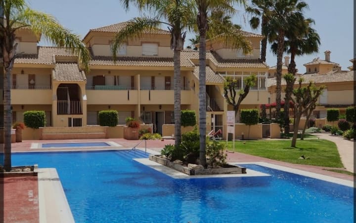 First Floor 3 Bed/2 Bath Duplex With Roof Terrace - Los Alcázares