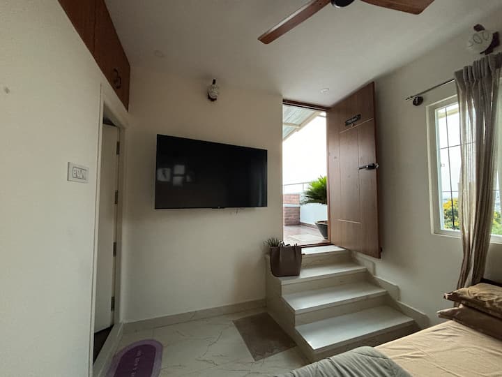 1new Bel Road/ 80ft Road, Studio Wit 
Pvt Terrace - Bengaluru