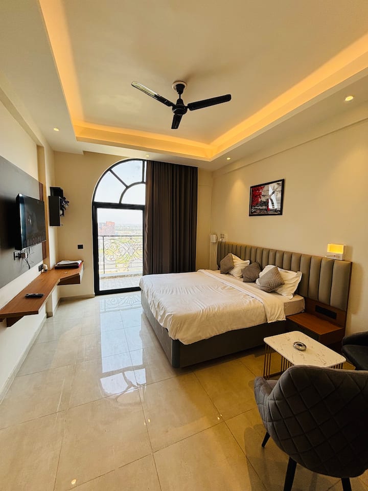 The Ghar Omaxe Hazratganj - Lucknow