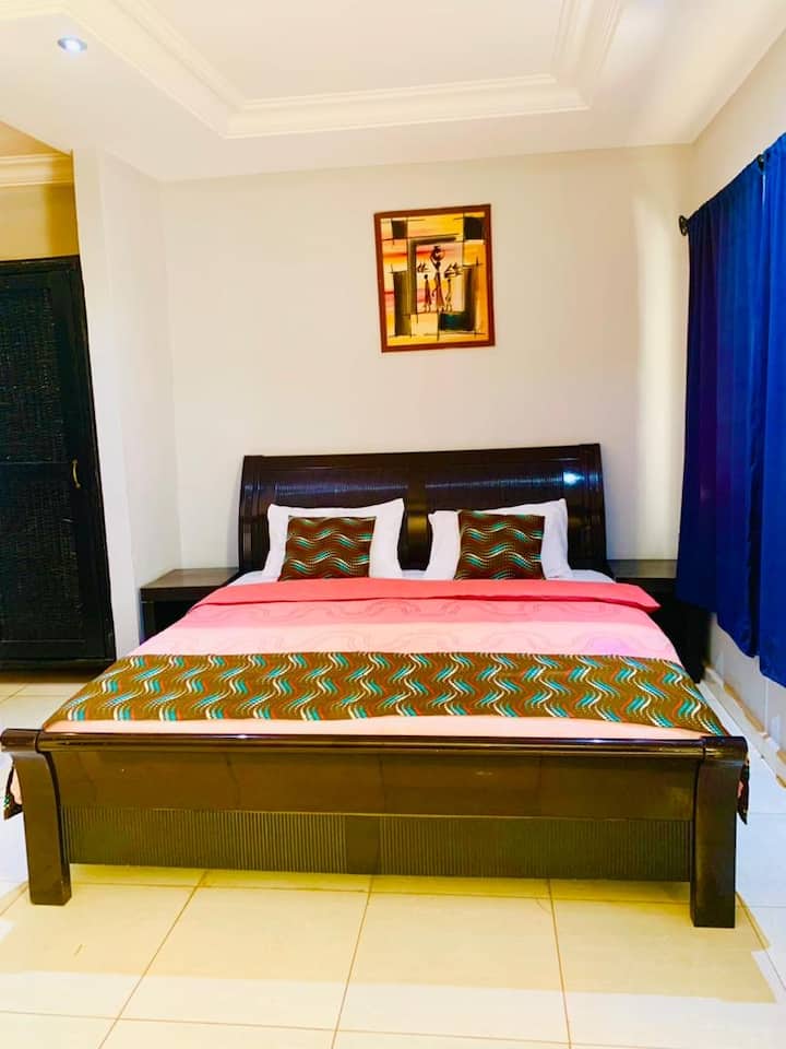 Sarges Hotel Deluxe Rooms - Gambia