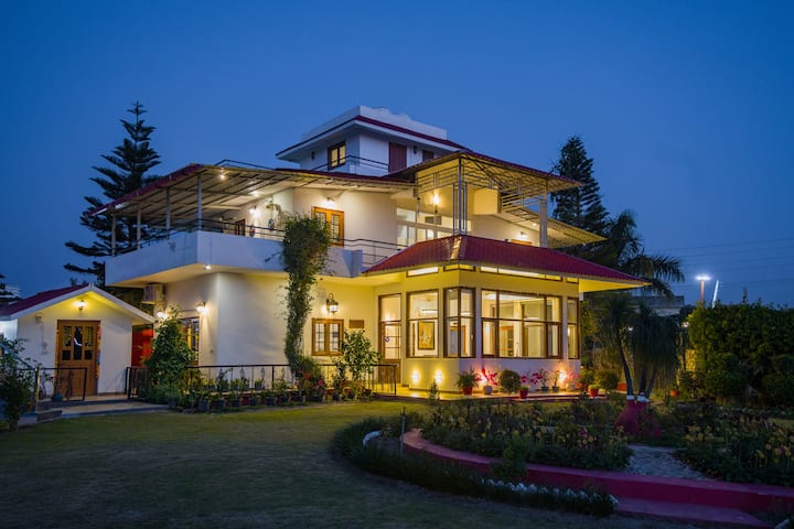 Tranquil Retreat Near Jim Corbett W/ Lush Garden - Jim Corbett National Park