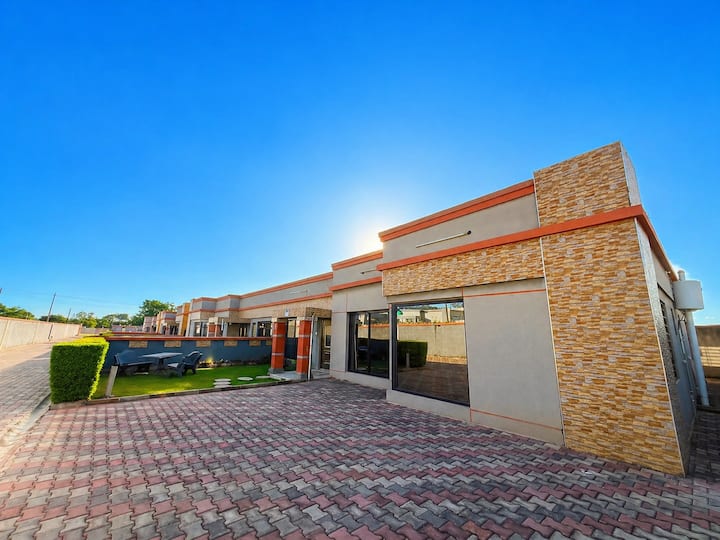 3br Family House | 24x7 Solar Backup And Security! - Zambia