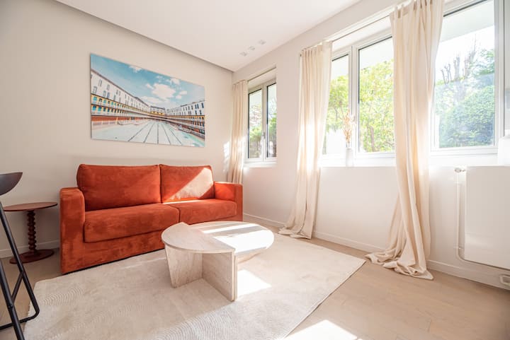 Apartment Near The Eiffel Tower - Parijs