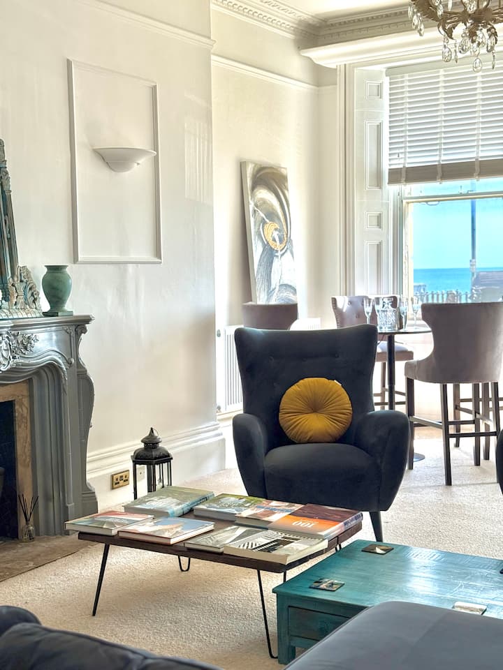Grand Regency Seafront Apartment - Brighton