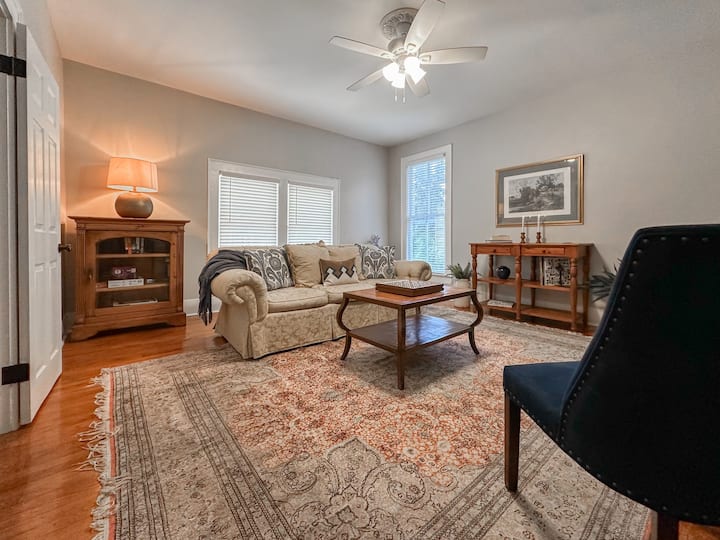 Thoroughbred Escape At The Colonial - Ocala, FL
