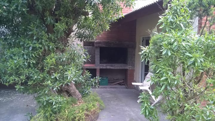 Chalet A Metros Del Mar - Villa Gesell