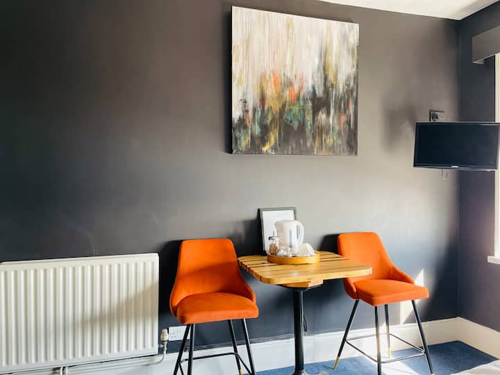 Seaview King (Twin) In Art Hotel - Hastings