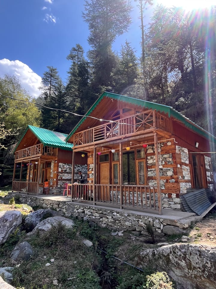 Private Stone Cottage In Jibhi - Jibhi