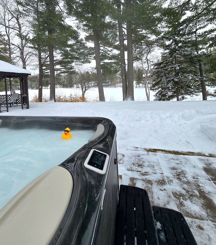 Daisy By The River - Bouctouche