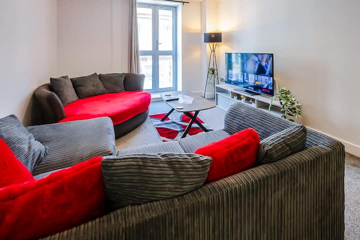 Central 2br Flat | Sleeps 4 | Free Parking - Bristol