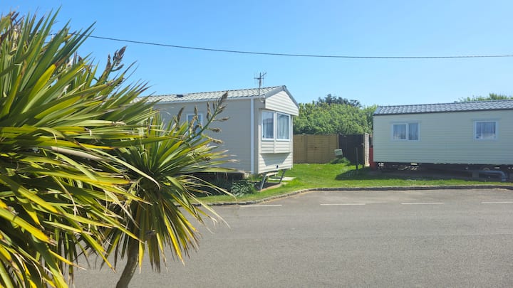 Az Seal Bay 56 West Sands - Selsey