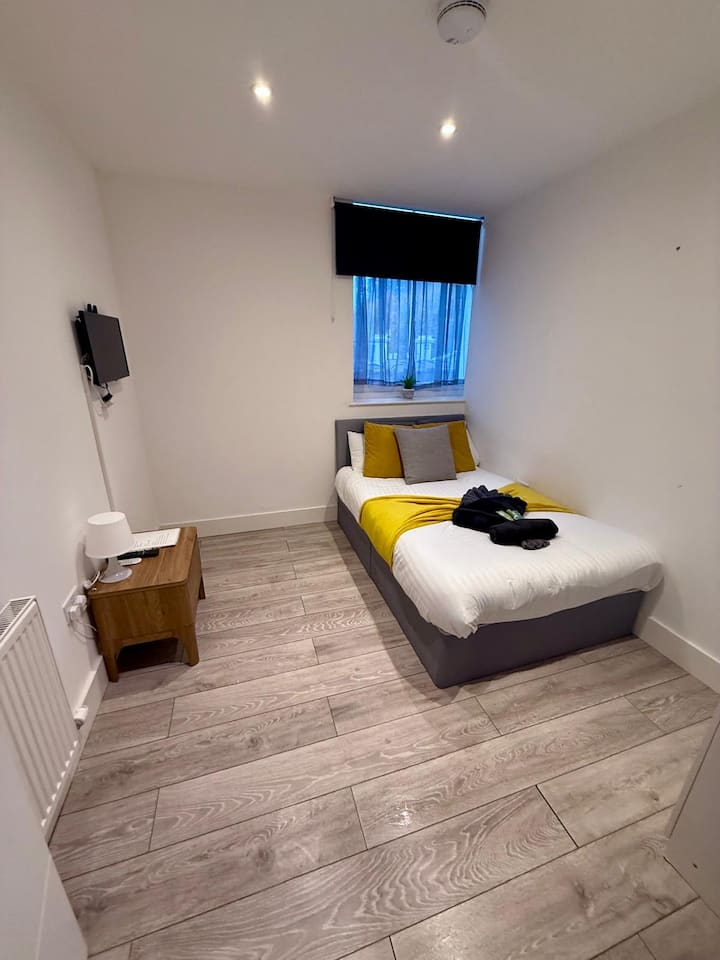 Stylish Studio In Maidstone - Maidstone