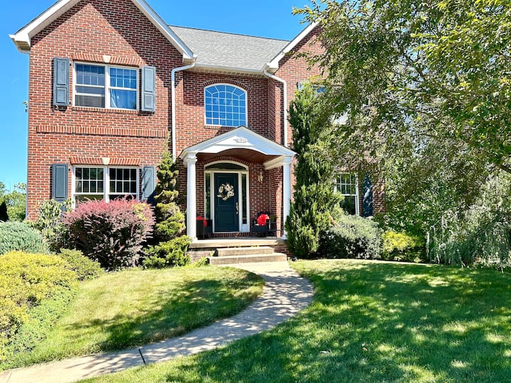 Beautiful Home Located Near 2025 Oakmont Us Open - Monroeville, PA