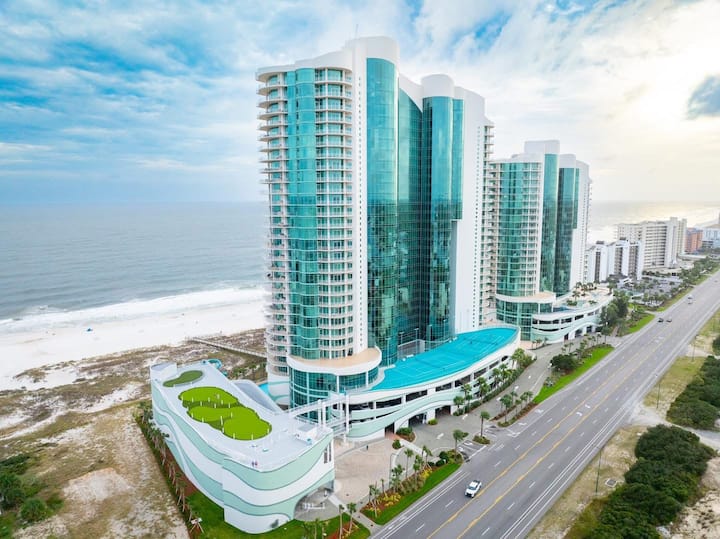 Luxury Beach Getaway - Orange Beach, AL