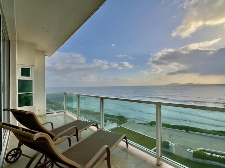 Exclusive Oceanfront Villa Pool Access - Tijuana