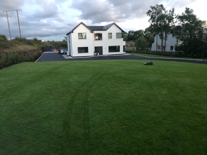 The White House - Oranmore