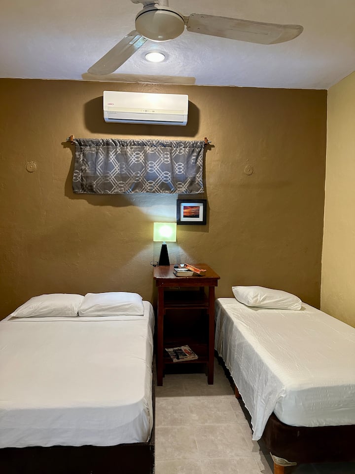 Rehilete | Estudio De Roberto, Centro De Holbox - Isla Holbox