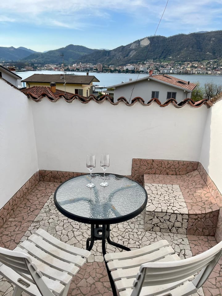 Stanza Quadrupla Vista Lago - Sarnico