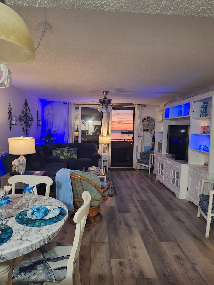 Waterfront Oasis On The Gulf - Hudson, FL