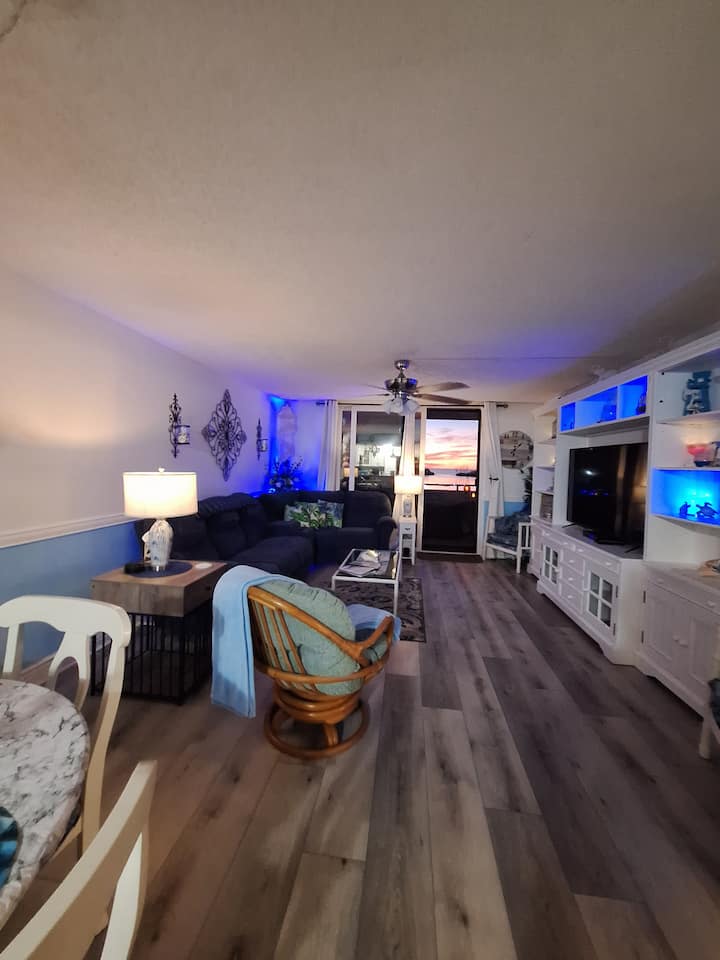 Waterfront Oasis On The Gulf - Hudson, FL