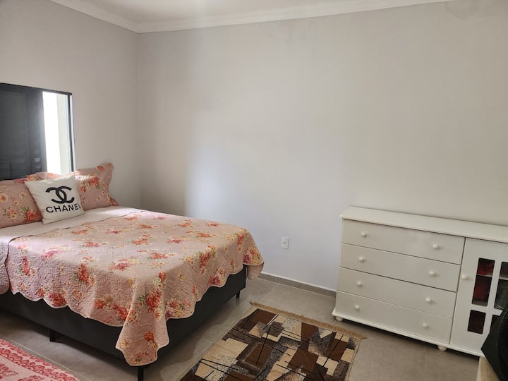 Quarto Espaçoso E Tranquilo - Sumaré