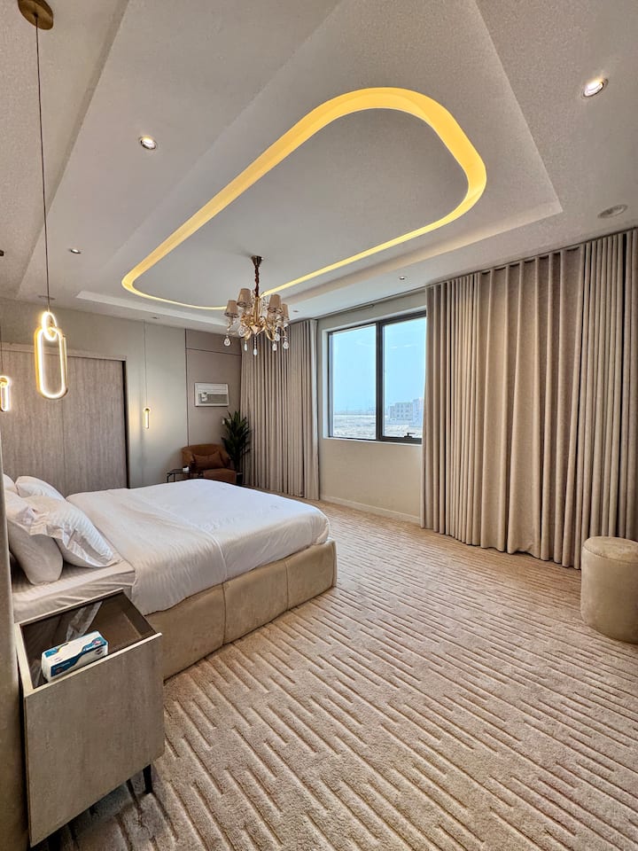 1br + Lounge | Cozy Stay W/70” Tv & Self Check-in1 - Eritrea