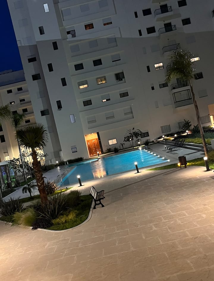 Appartement 2 Chambres Haut Standing Avec Piscine - Tangier