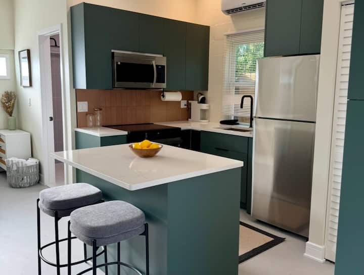 Newly Renovated Studio Apartment - St. Petersburg, FL