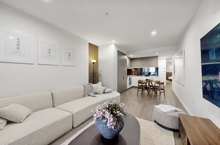 Central With Rooftop Pool + Free Parking Luxury - Spring Hill