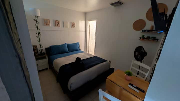 Cozy Efficiency - Plantation, FL