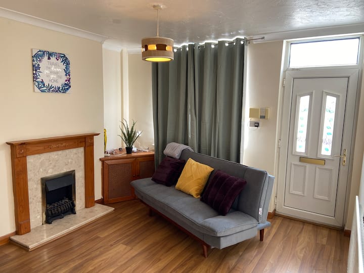 Mansfield House - Sleeps 10, Free Wifi And Parking - Sherwood Forest