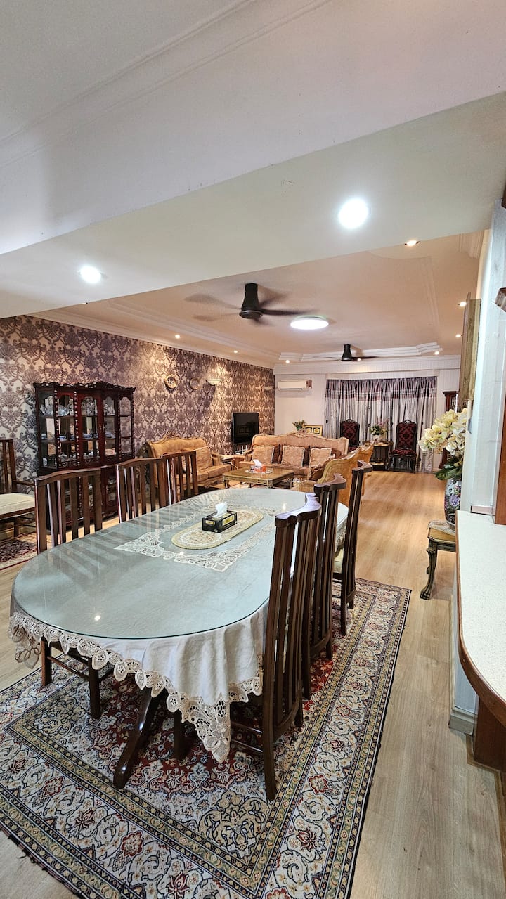 Ajina Homestay Putrajaya - Putrajaya