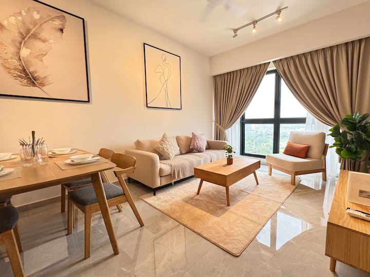 Kl Spacious & Luxe Retreat With City View (4-6pax) - Kuala Lumpur