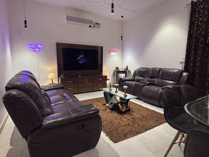 Most Luxurious Property In Indirapuram 3bhk - Ghaziabad